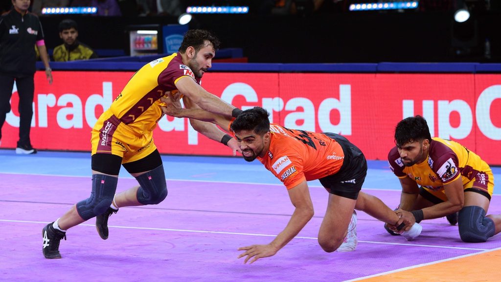 Ashish Narwal's Super Tackle | Moment of the Day: November 20 | PKL ...