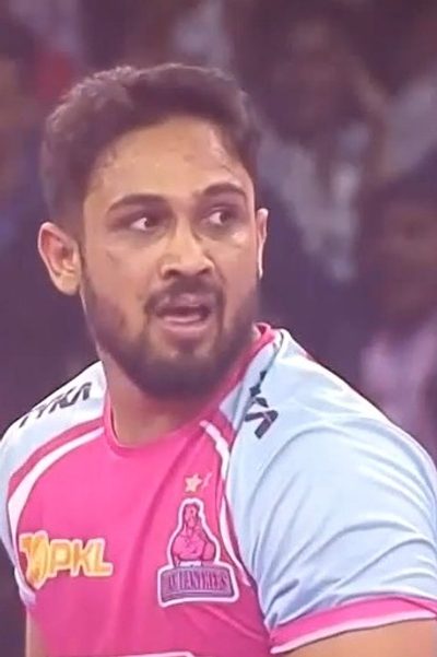 Sandeep Narwal profile - Age, Raid Points, Tackles, Position, Team ...