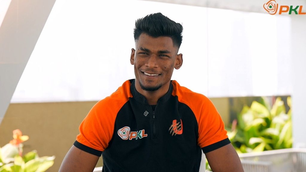 Rapid Fire Raid ft. Ajit Chouhan (U Mumba) | PKL Unplugged | Pro ...