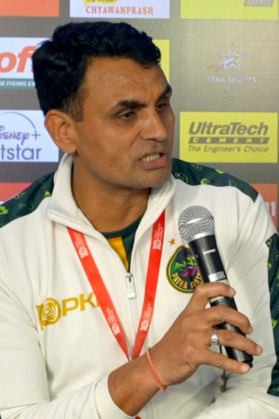 Ravinder profile - Age, Raid Points, Tackles, Position, Team, Records ...