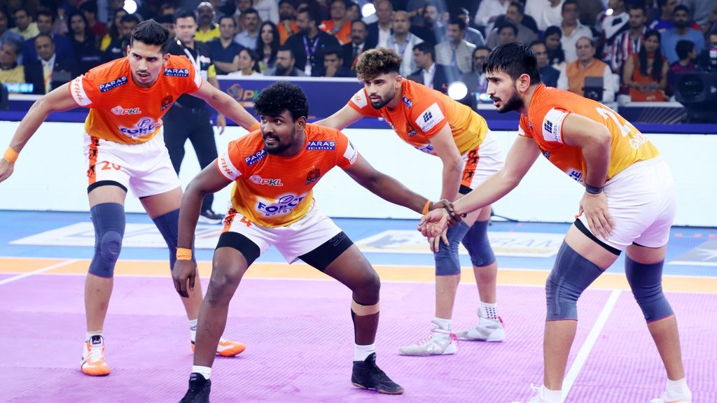 Abinesh Nadarajan (Puneri Paltan) | Defender of the Day: October 31 ...