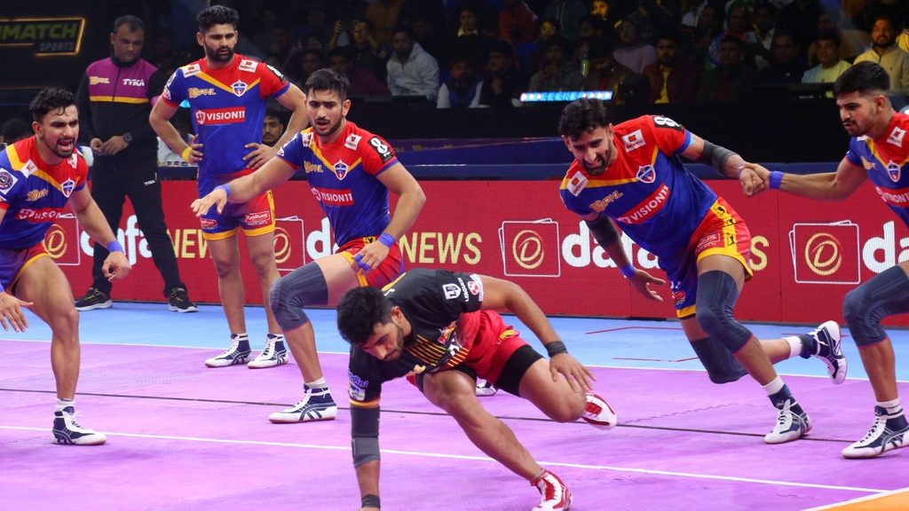 U.P. Yoddhas vs Dabang Delhi K.C. in Match 48 of Pro Kabaddi Season 10