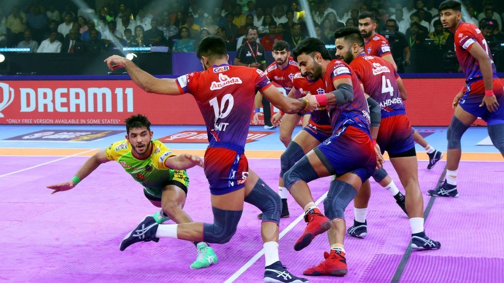 Patna Pirates vs UP Yoddhas in match 74 of Pro Kabaddi Season 11