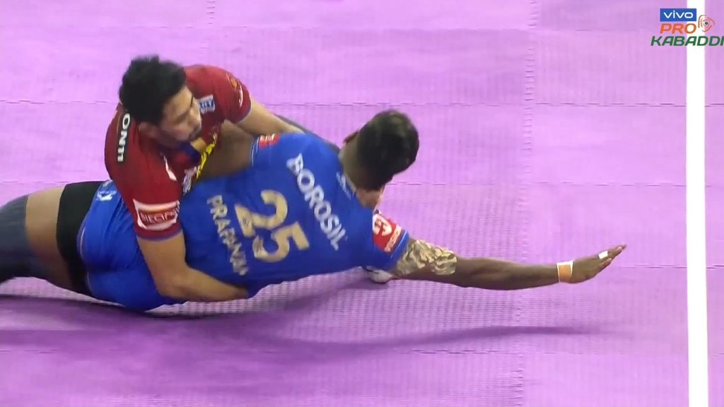 Moment of the Day | K. Prapanjan's 4-point raid | November 20 | vivo ...