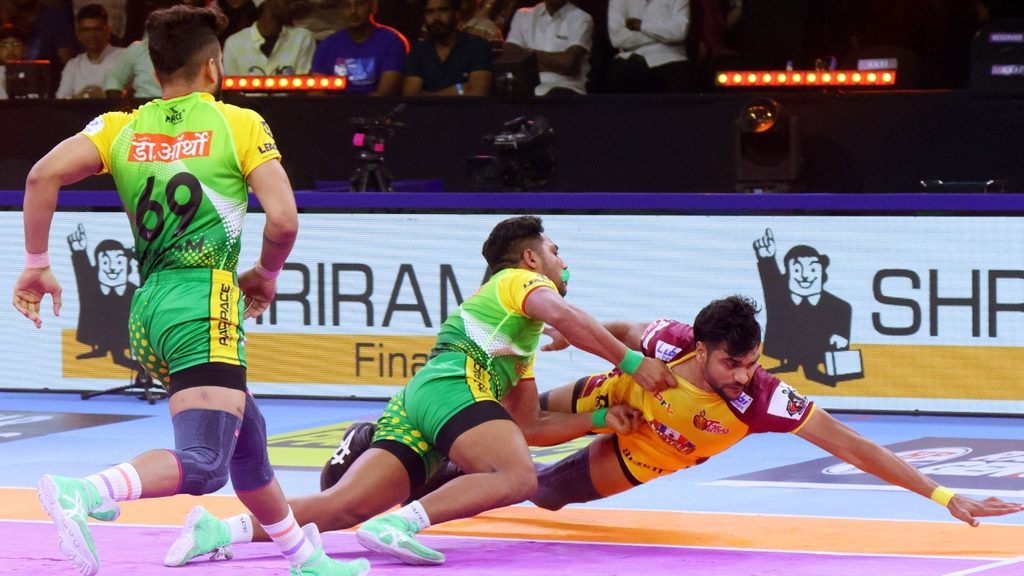 Telugu Titans beat Patna Pirates 28-26 in match 22 of Pro Kabaddi ...