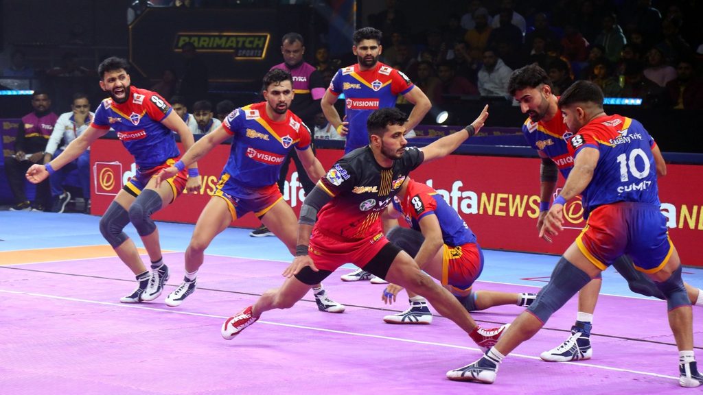 U.P. Yoddhas vs Puneri Paltan in Match 55 of Pro Kabaddi Season 10